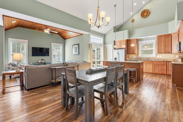 It's About Time: Hot Tub | Rec Room | Shared Pool - Corolla, NC