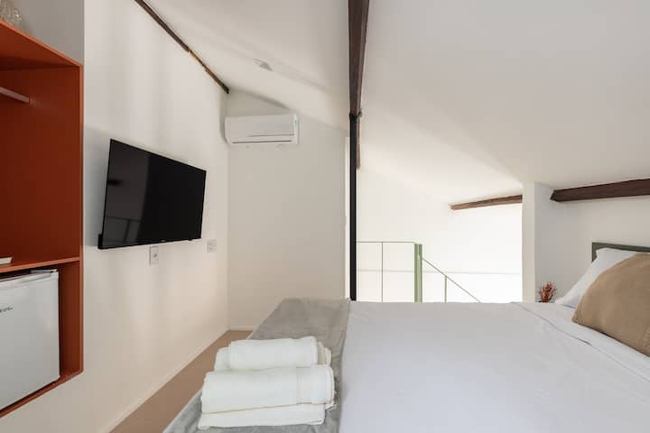 Studio 313 Completo Com Ar Condicionado Próximo A Faria Lima - Pinheiros