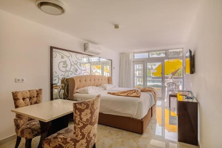 Serene Coastal Retreat! Kitchenette | 4 Units - Albufeira