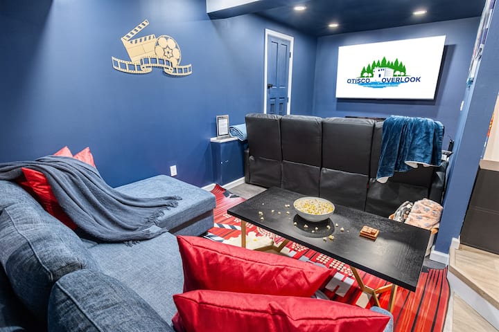 Hot Tub*theater Rm*fenced Yard *Mins To 3 Ski Mtns - Tully Lake, Tully