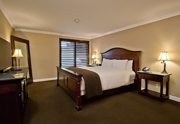 Deluxe 1 King At Cupertino Hotel, Free Breakfast! - Mountain View, CA