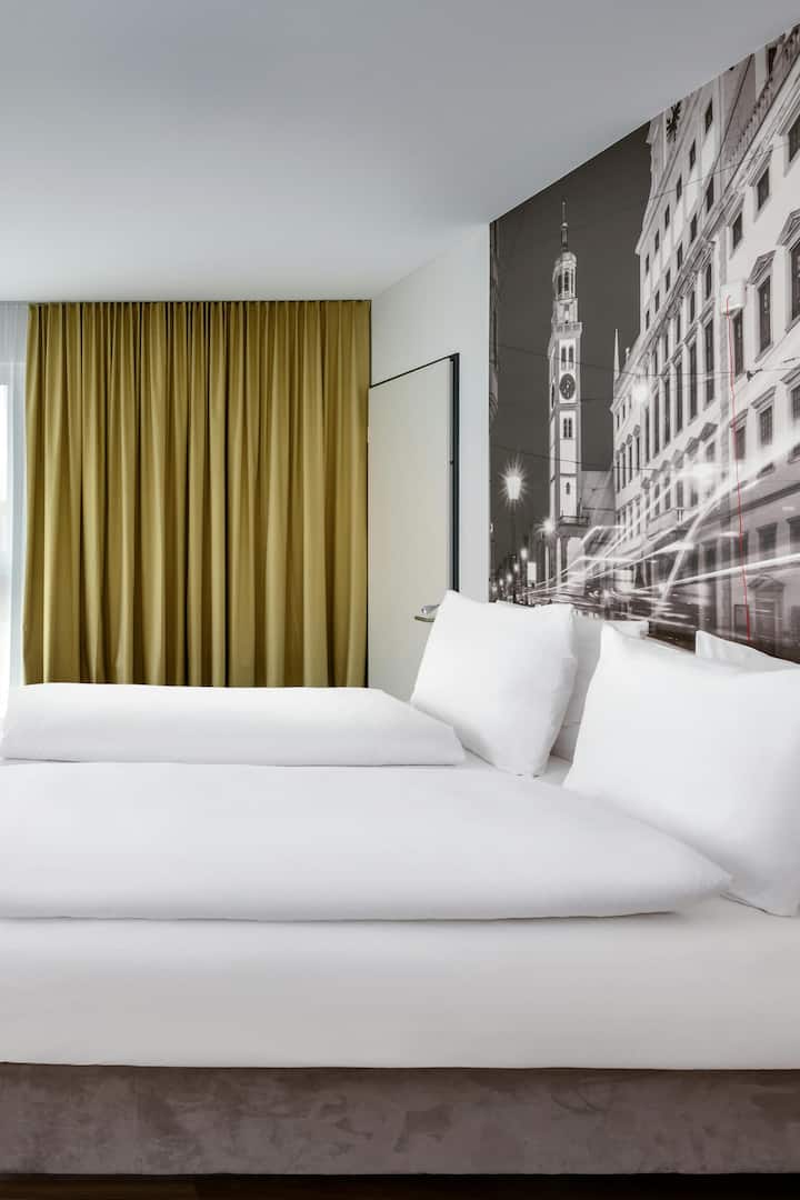 Close To Old Town, Perlach Tower & The Fuggerei - Augsburg