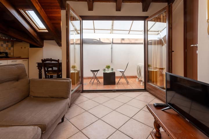 Dante's Skyview (Loft Privato) - Novara