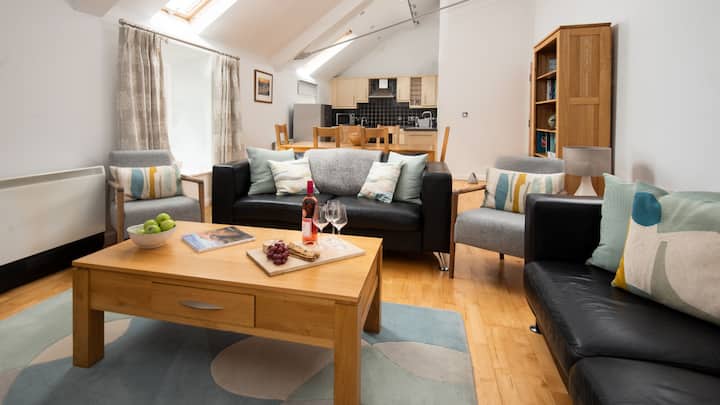 Budle Bay Loft Penthouse Apartment Near Bamburgh - Seahouses