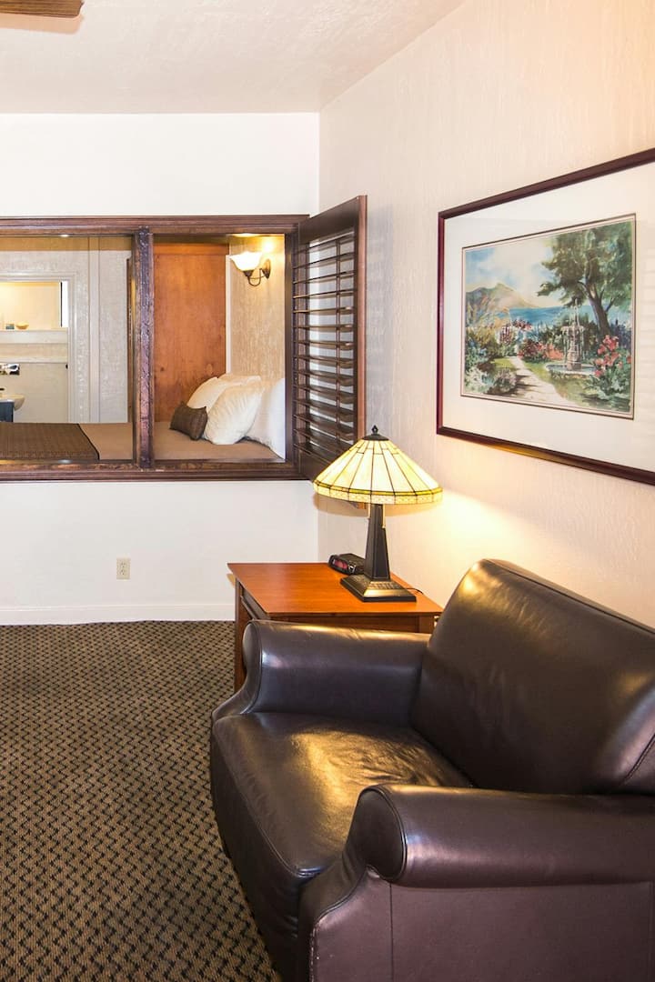 Riverfront Balcony Or Porch, Plus Fireplace - Aptos, CA