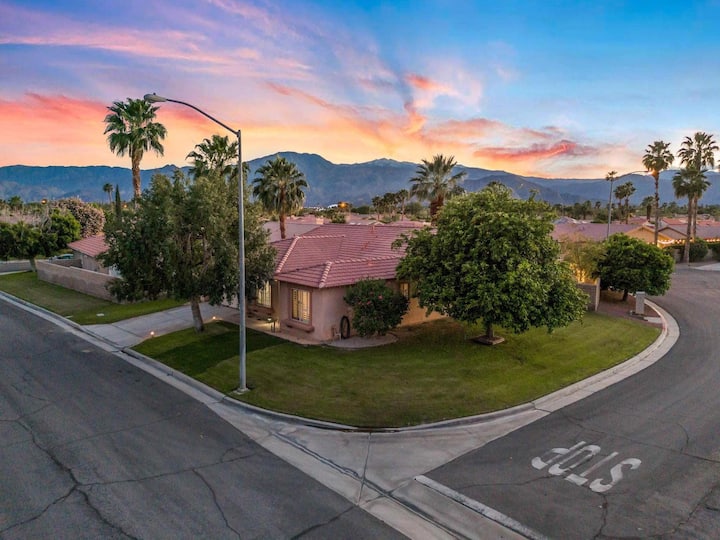 Palm Oasis W/salt Water Pool Spa/4b/2ba/new Aircon - Indio, CA