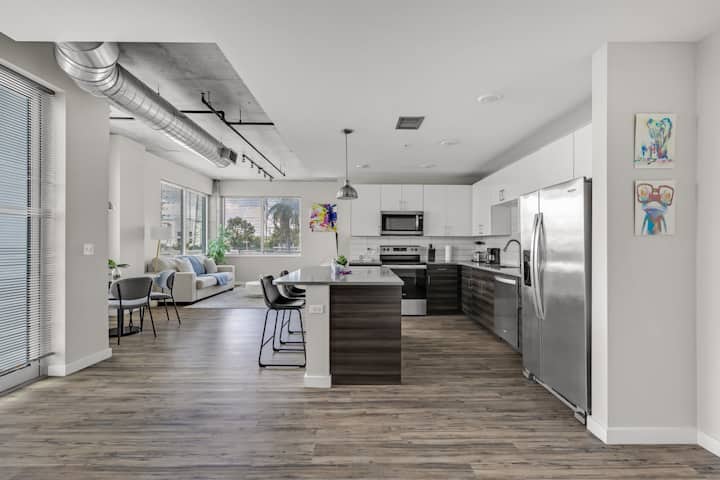 Tropicana Stadium 2 Bed In Dwtwn W/ Free Parking - セント・ピーターズバーグ, FL