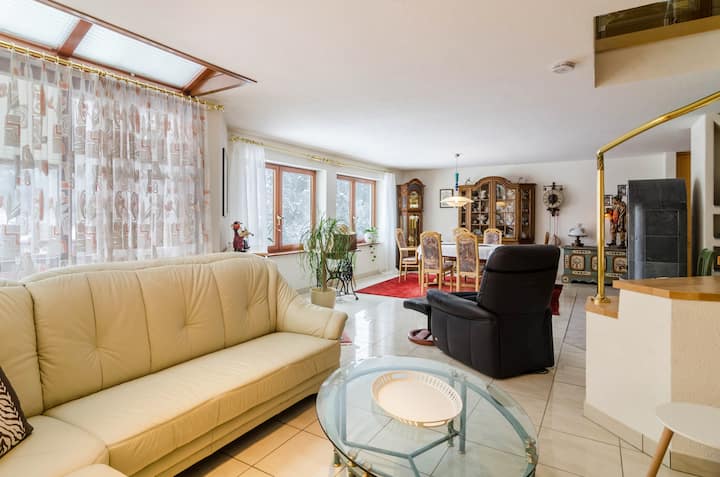 Schwarzwalduhren Nescht Triberg - Triberg im Schwarzwald