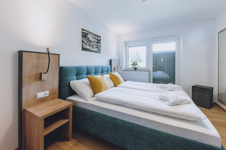 Spa Chalet - Penthouse Lodge, Garden & Wellness - Zell am See