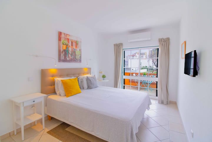 Quarto Duplo Deluxe Com Varanda Vista Cidade - Lagos