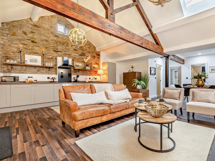 2 Bed In High Peak (Oc-94059) - Glossop