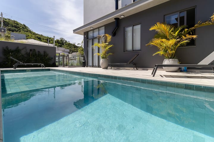 Entire Studio 750 Meters From Canasvieiras Beach! Tps211 - Florianópolis