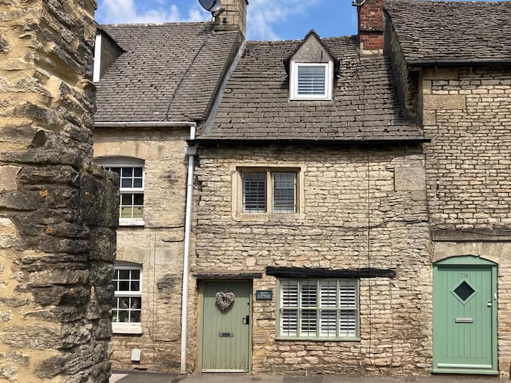 2 Bed In Minchinhampton (77489) - Nailsworth