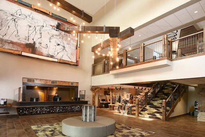 Charming Stays At Broken Arrow! Pool | 3 Units - Tulsa, OK