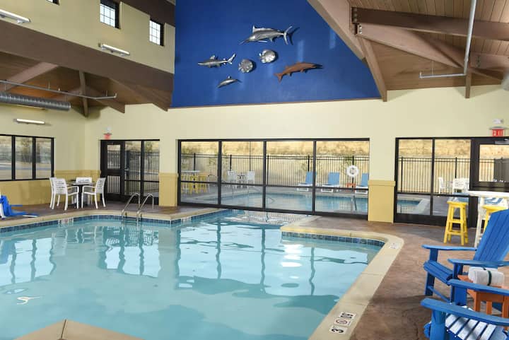 Rustic Elegance & Genuine Hospitality | 4 Units - Tulsa, OK