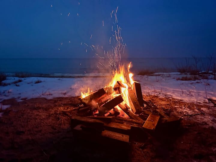 Huron Shores Hideaway: Spring Adventures - Rogers City, MI