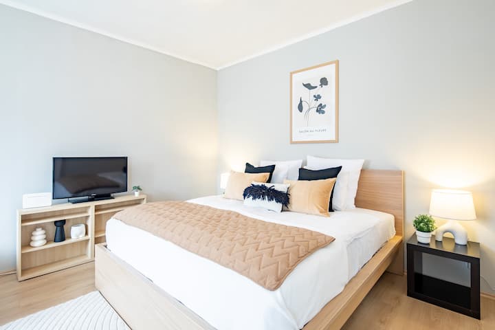 Central - Comfy - Sunny - Budapest
