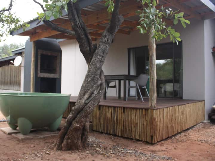 One Bedroom Cottage - Hoedspruit
