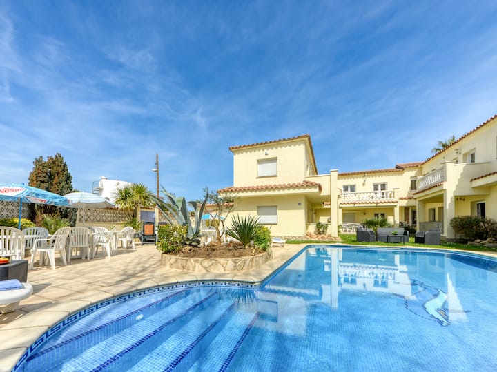 Muga By Interhome - Ampuriabrava