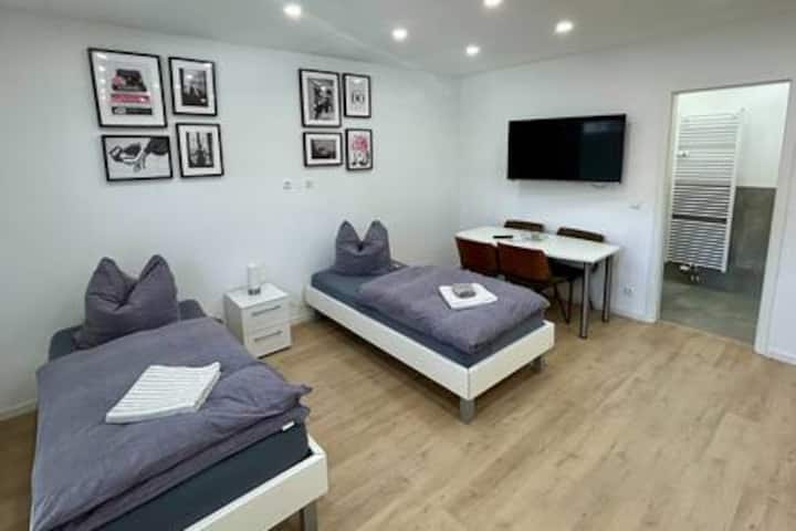 Deluxe Studio Genova - Stuttgart