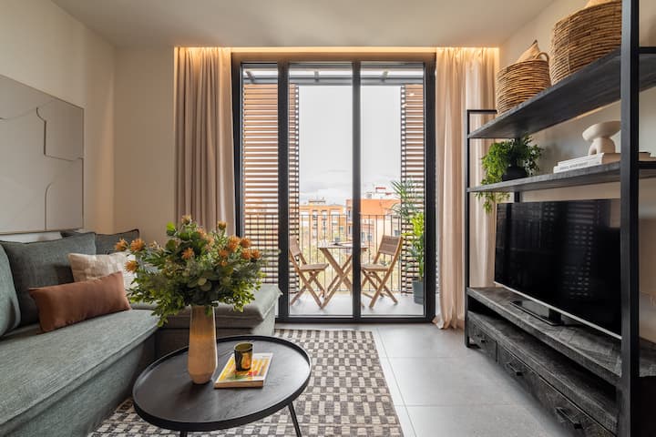 Sant Pau Balcony - Trendy 2br Near Avinguda Gaudi - Barcelone