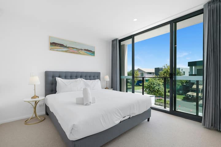 Luxury Resort Living 2 Bed - Gold Coast
