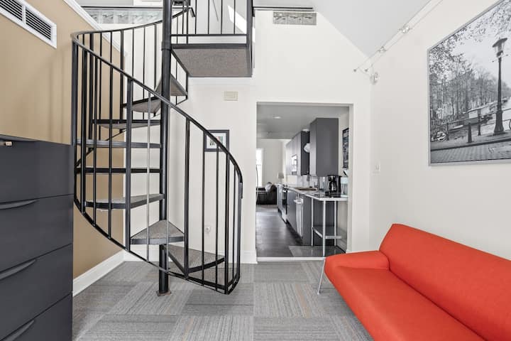 Downtown Indy Gem | Quiet Street | Ideal Location! - Indianapolis, IN