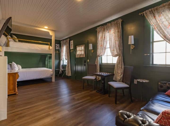 The Rockhound Boutique Hotel-the Crystal Suite - 阿肯色州