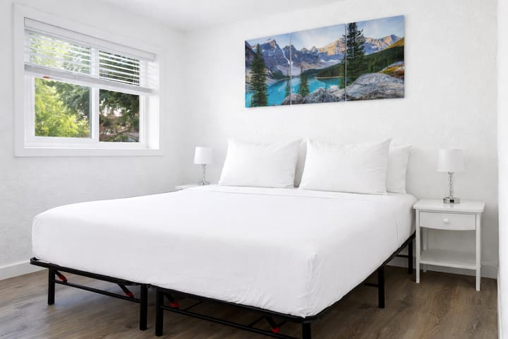 The Sitka Studio - Forks, WA