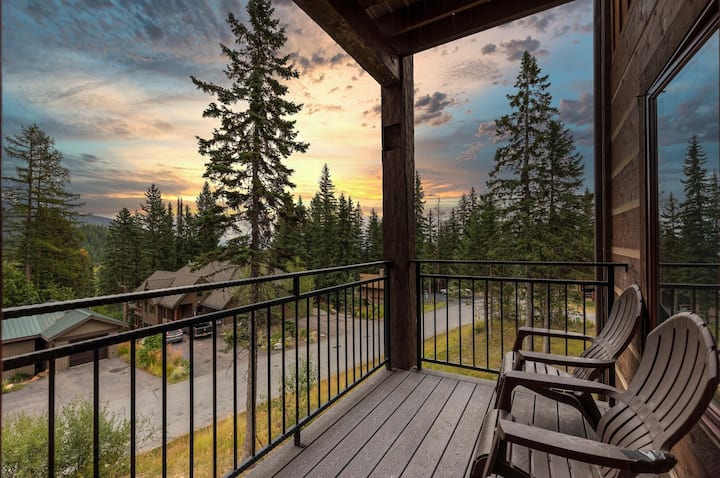 Great Views - Just Steps To The Slopes! - Whitefish, MT