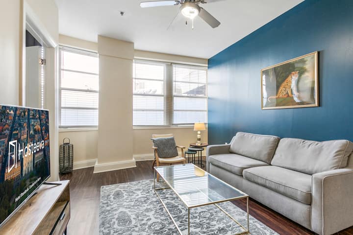 Sleek 1br Condo With Skyline Pool - Bayou Segnette State Park, Westwego