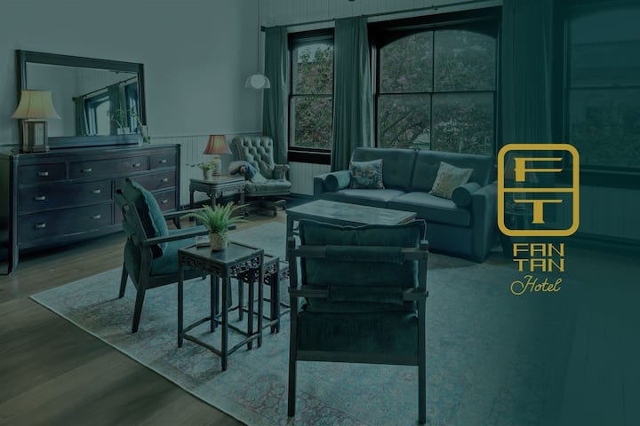 Fan Tan Hotel Historical Suite - Saanich