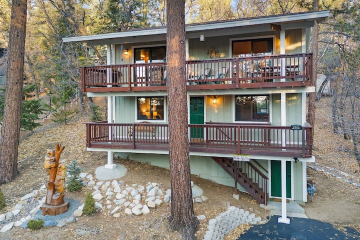Sunset Mountain Retreat:1 Mile Away From Bear Mtn! - Big Bear Lake, CA