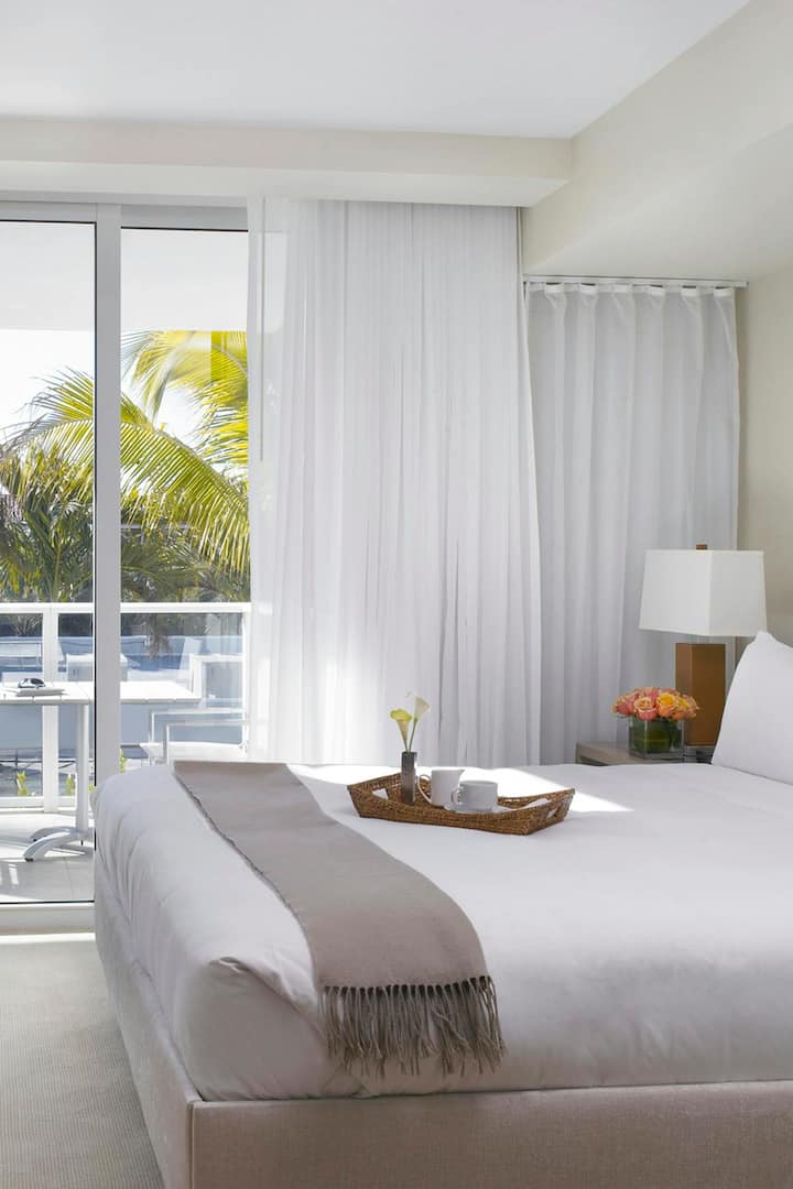 Airy Modern Suites In Beachy-chic Whites - Surfside, FL