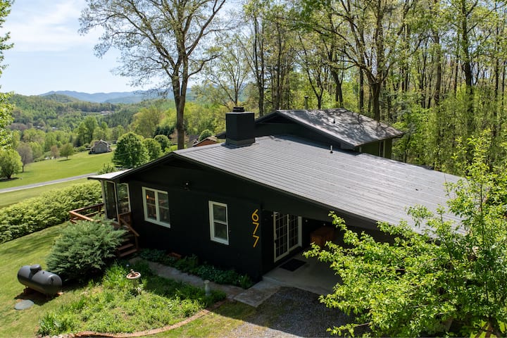 The Blackbird On Monteith Branch - Sylva, NC