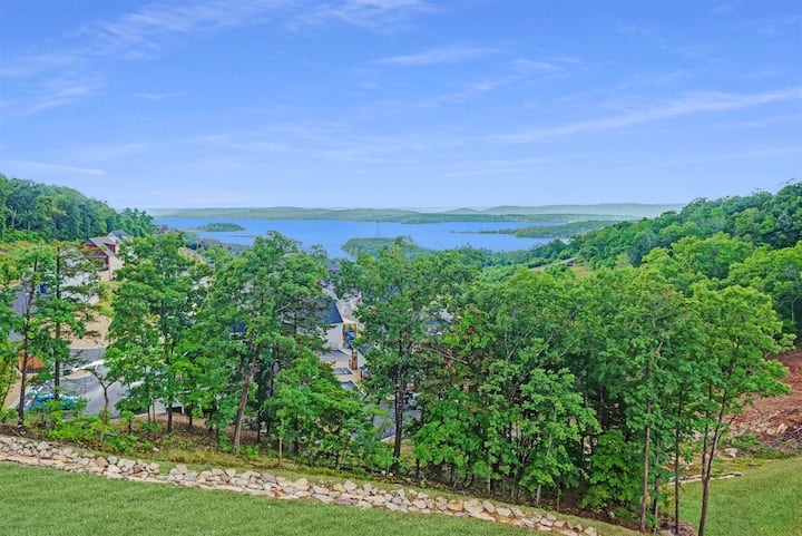 Amazing Lake View, Hot Tub, Pool, Close To Sdc - Branson, MO