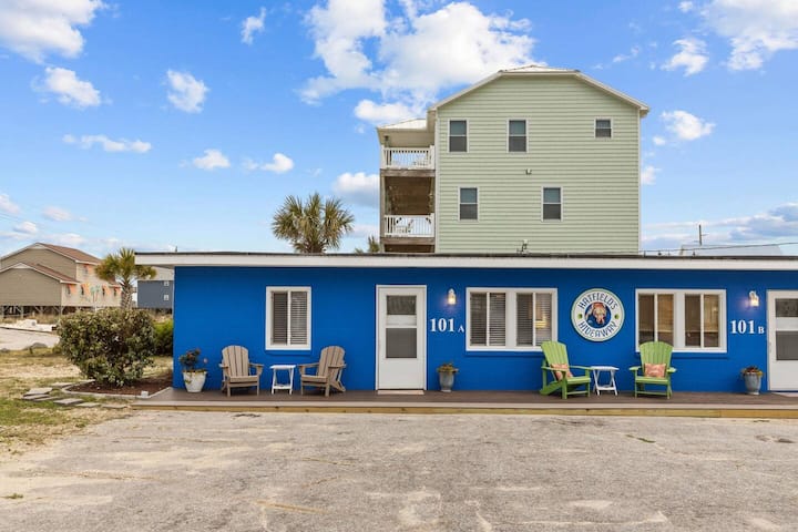 Hatfield's Hideaway, Steps From Beach-dog Friendly - Emerald Isle, NC