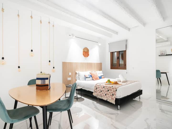 Dobo Luna 2pax 1bth With Kittchen Int - Madrid
