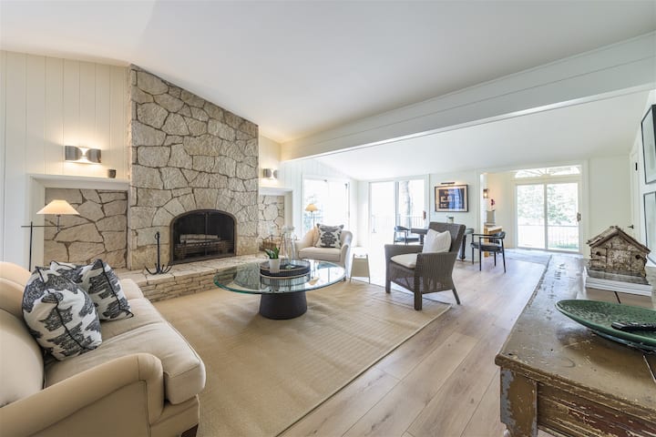 Hidden Ravines: Luxury 3 Bedroom Secluded Retreat - Douglas, MI
