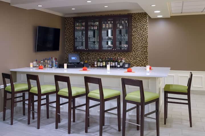 4 Family-friendly Units Near Connecticut Highlight - Glastonbury, CT