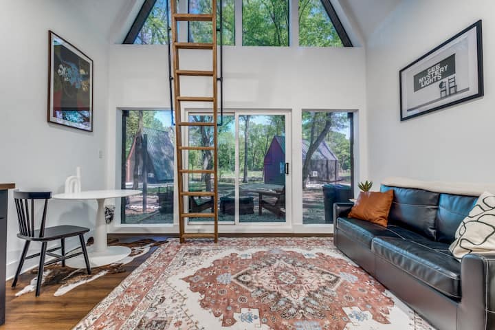 A-frame: Luxury Amidst Nature's Symphony | Cabin 5 - Indian Creek Lake, TX