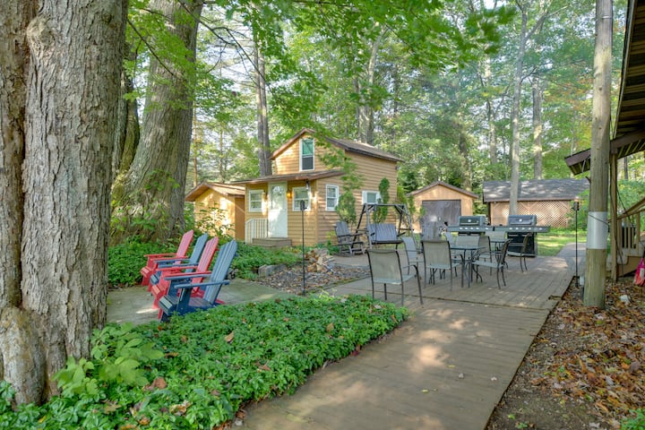 Cozy Chautauqua Lake Cottage W/ Shared Patio - Chautauqua, NY