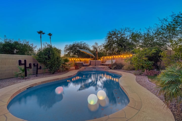 Kiva Cove! Spacious Home W/ Heated Pool & Hot Tub - Mesa, AZ