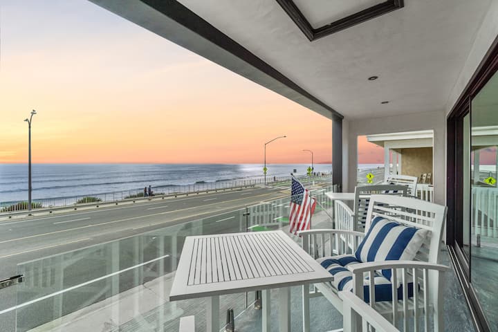 Private Beachside Home With Hottub - Carlsbad, CA