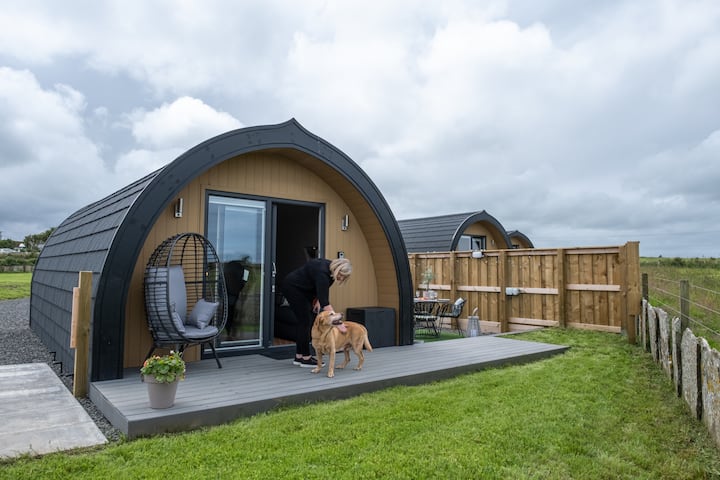 The Sheep Pod-private Hot Tub- Dog Friendly - Thurso