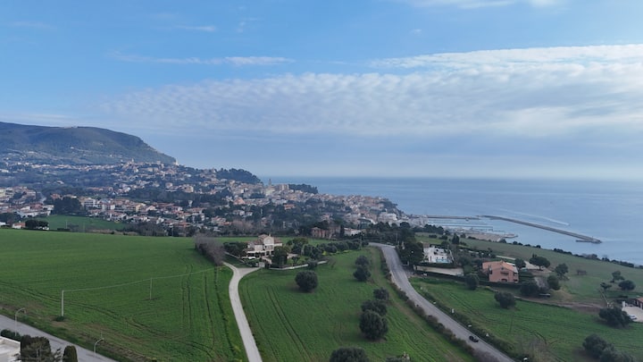 N284 - Numana, Apartment With Sea View - Numana