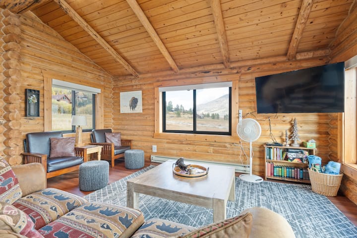 Trout Trap On Henry's Lake + Bbq Grill + Fire Pit - Henrys Lake, ID