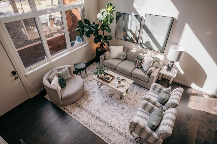 Momentary Loft - Bentonville, AR