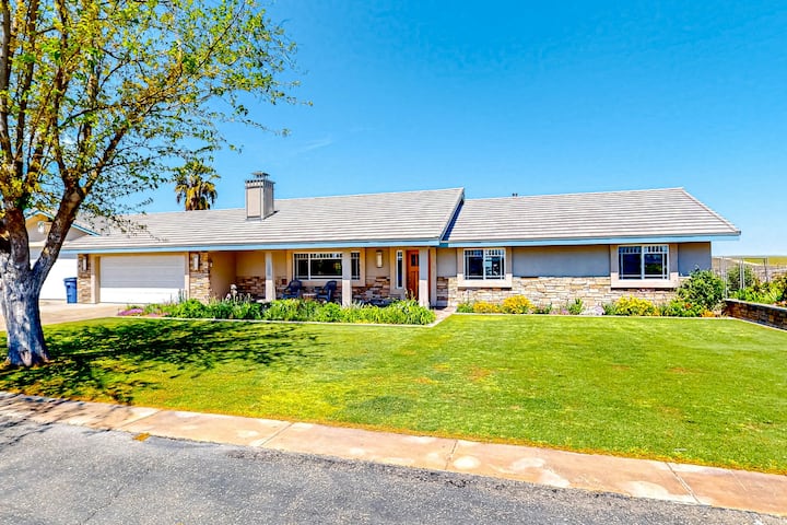 3br Panoramic View Home With Yard, Dog-friendly - Paso Robles, CA