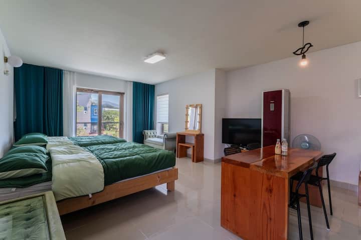 경주의 자연을 느끼며 힐링할 수있는 마띠나15평개별바베큐장 - Gyeongju-si